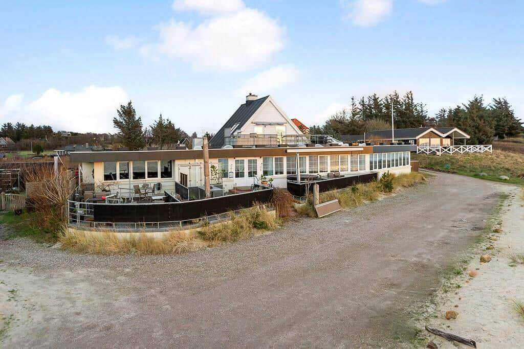 331 M² House ∙ 5 Bedrooms ∙ 12 Guests - Esbjerg