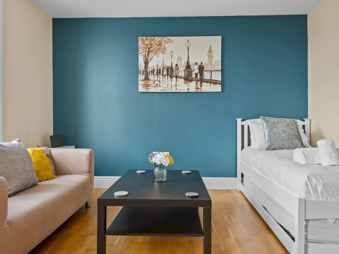 56 M² Ferienwohnung ∙ 1 Schlafzimmer ∙ 4 Gäste - Canterbury