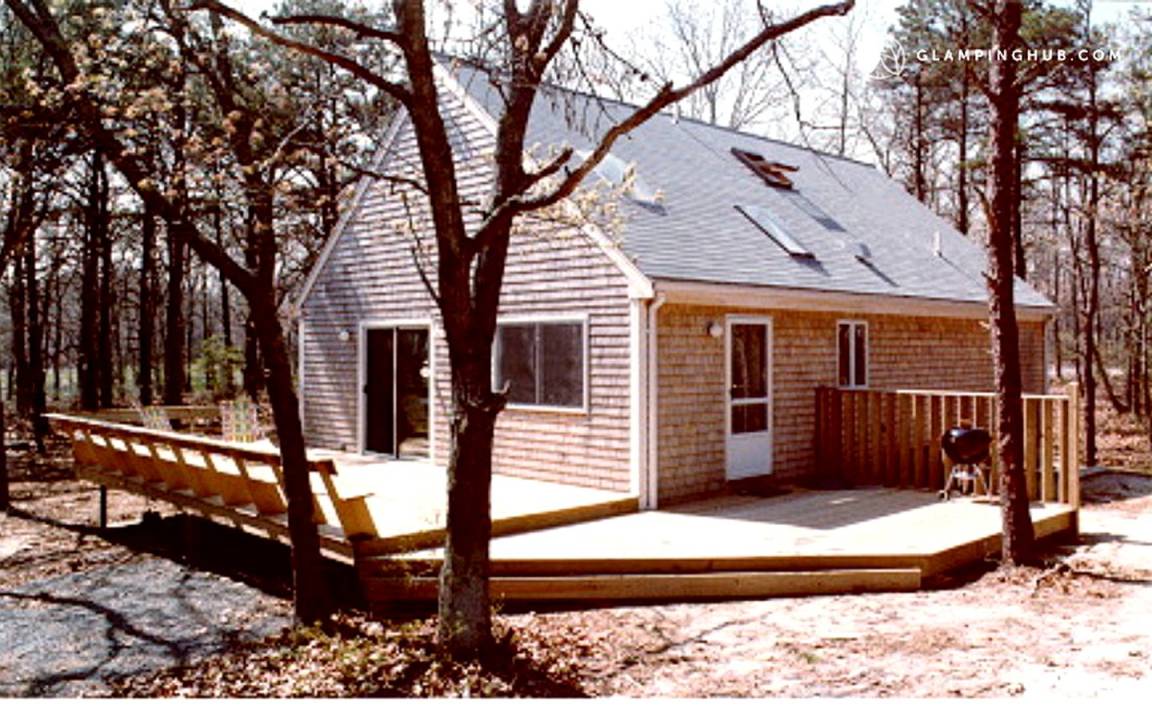 House ∙ 1 Bedroom ∙ 10 Guests - Lighthouse Beach, Edgartown