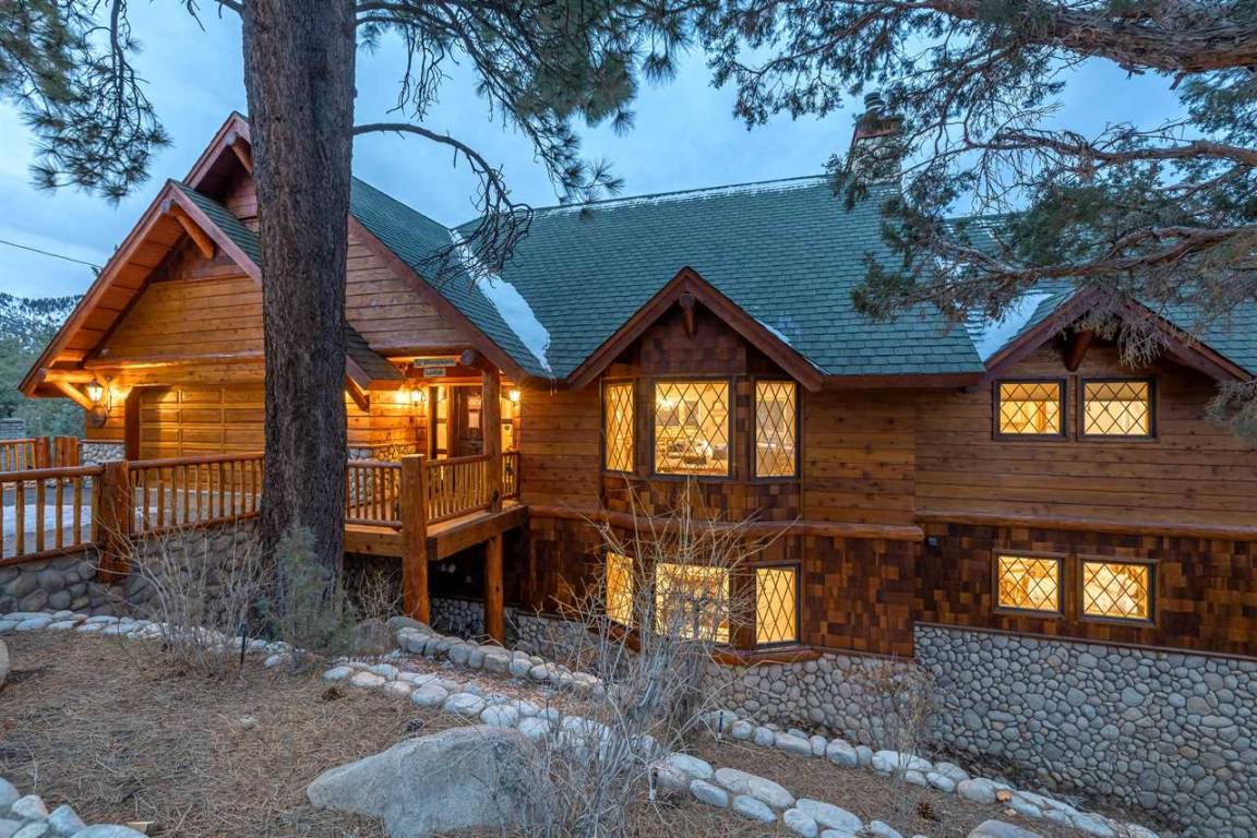 390 M² House ∙ 4 Bedrooms ∙ 16 Guests - Big Bear Lake, CA