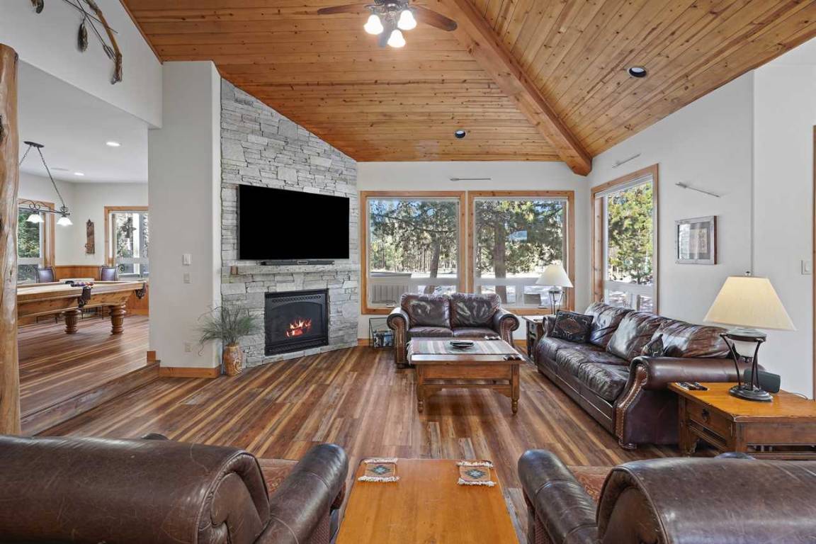 325 M² House ∙ 5 Bedrooms ∙ 14 Guests - Sunriver, OR