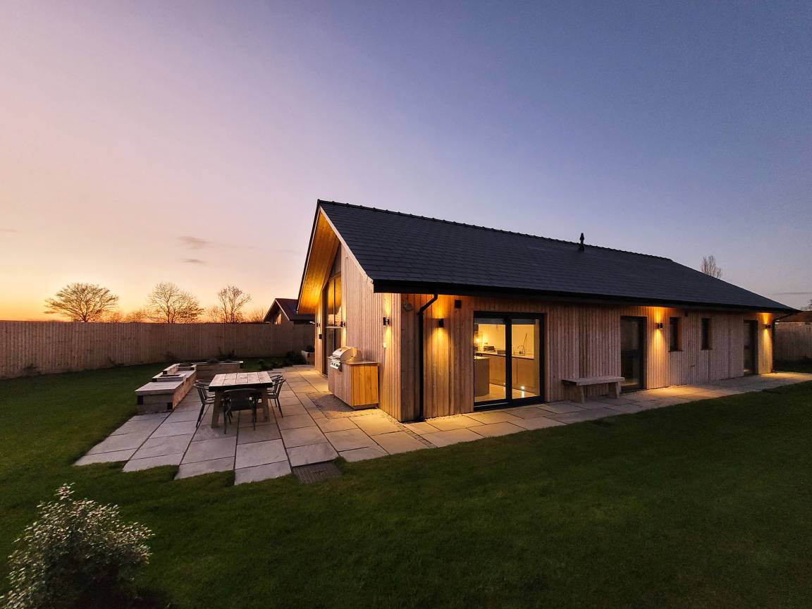 Cottage ∙ 3 Bedrooms ∙ 6 Guests - Lincoln