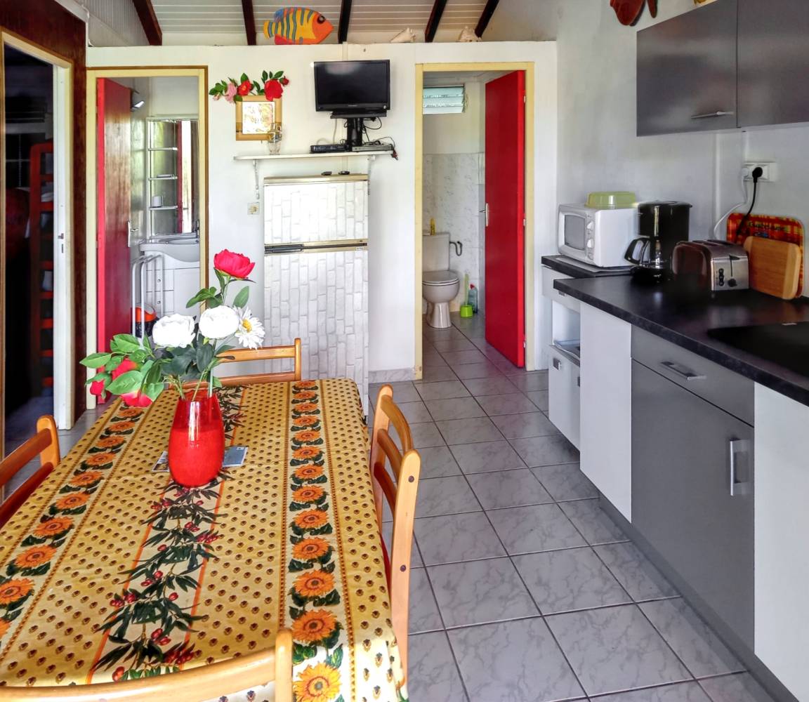 50 M² House ∙ 2 Bedrooms ∙ 4 Guests - Deshaies