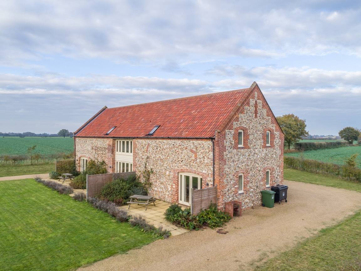 Cottage ∙ 2 Bedrooms ∙ 4 Guests - Fakenham