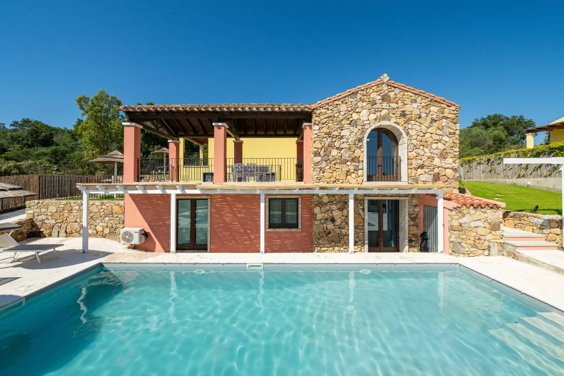 200 M² Villa Vacanza ∙ 4 Camere Da Letto ∙ 10 Ospiti - Costa Rei