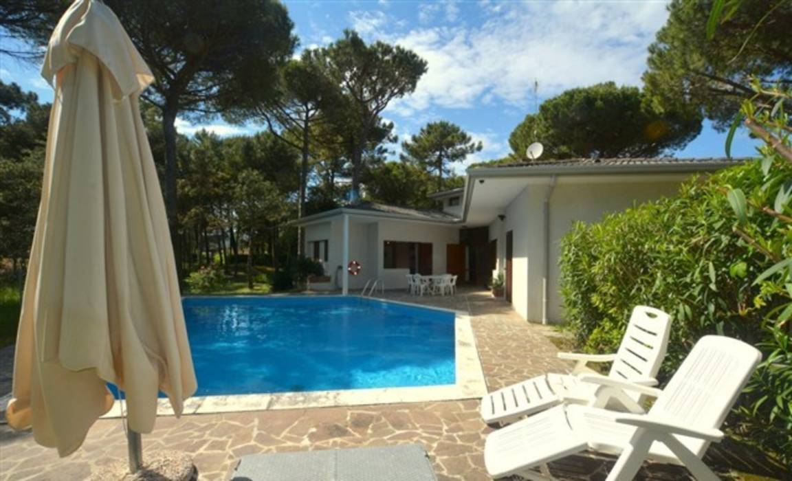 65 M² Villa ∙ 4 Bedrooms ∙ 9 Guests - Lignano Pineta