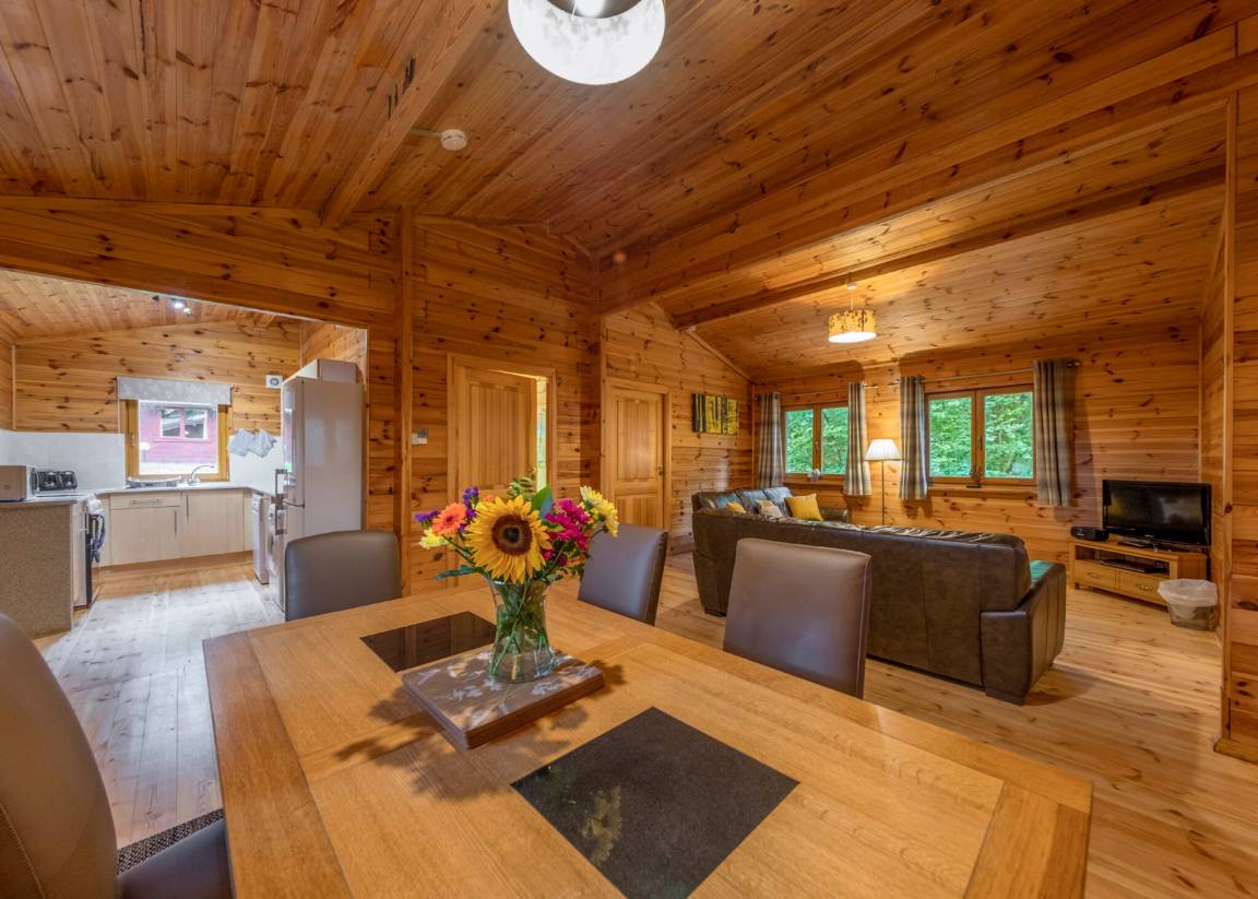 Chalet ∙ 3 Bedrooms ∙ 6 Guests - North Wales