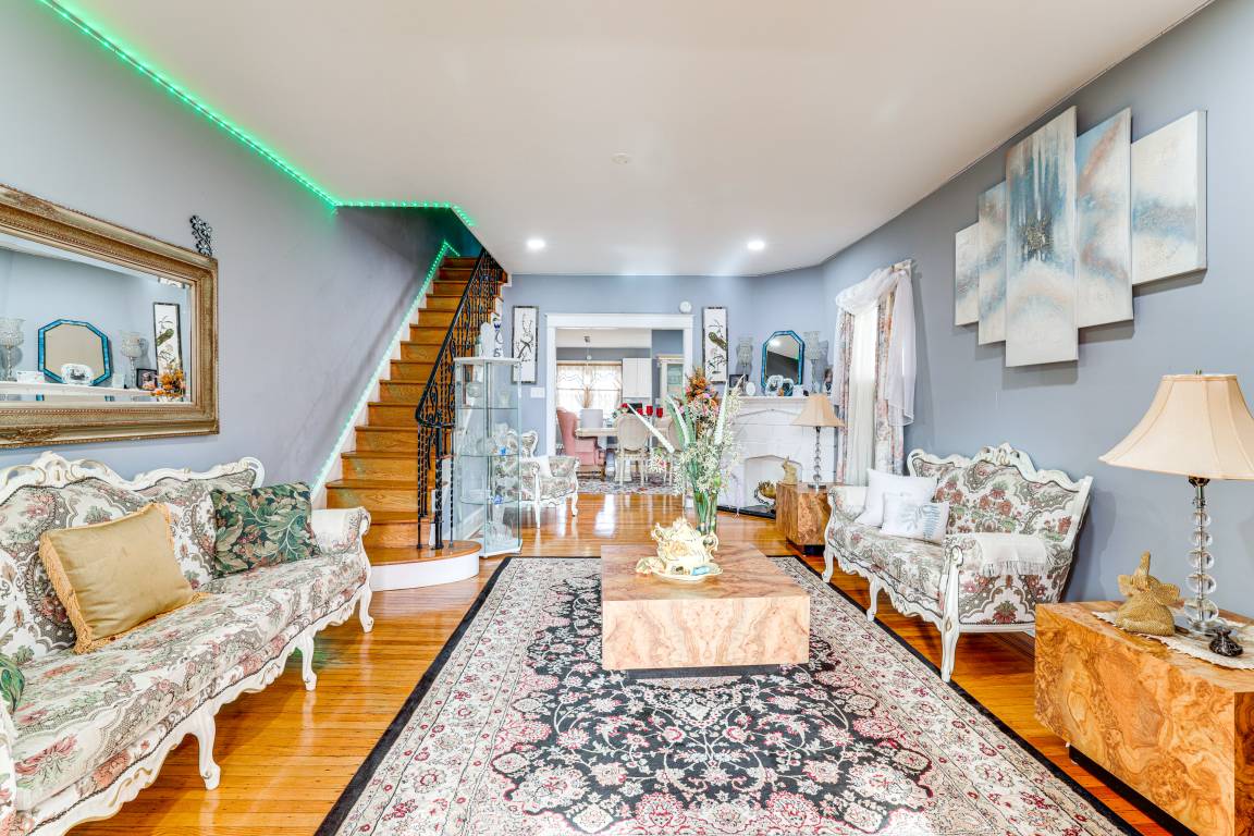 195 M² Apartment ∙ 4 Bedrooms ∙ 8 Guests - Chester, PA
