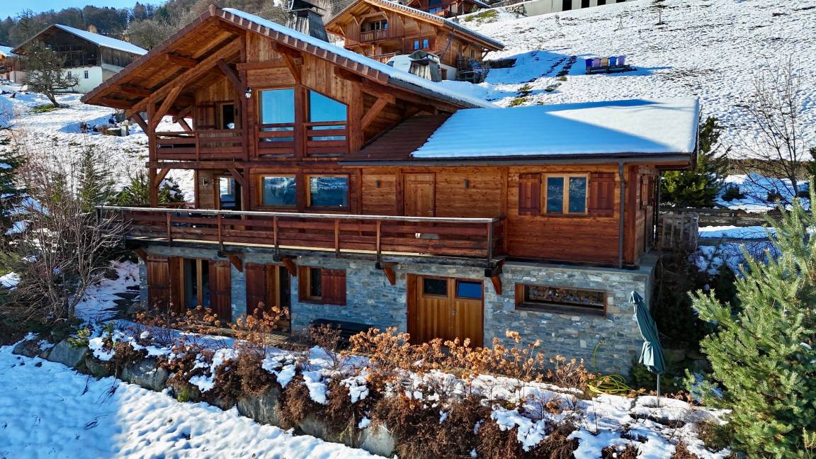 270 M² Chalet ∙ 4 Chambres ∙ 10 Personnes - La Giettaz