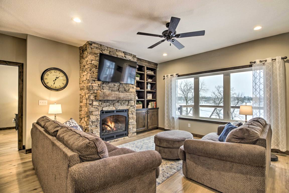 320 M² House ∙ 6 Bedrooms ∙ 12 Guests - Alexandria, MN