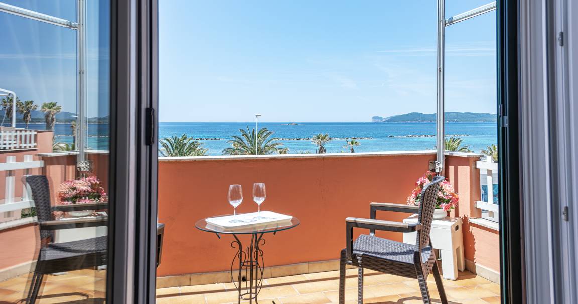 79 M² Appartement ∙ 3 Chambres ∙ 5 Personnes - Alghero