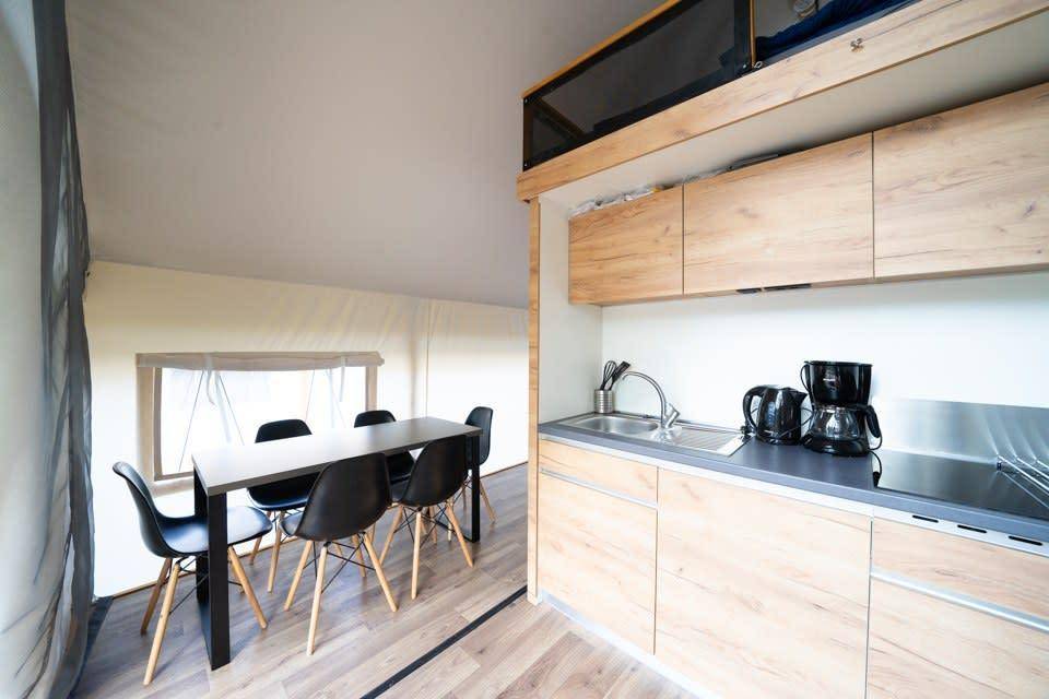 Hut ∙ 3 Slaapkamers ∙ 6 Gasten - Wageningen