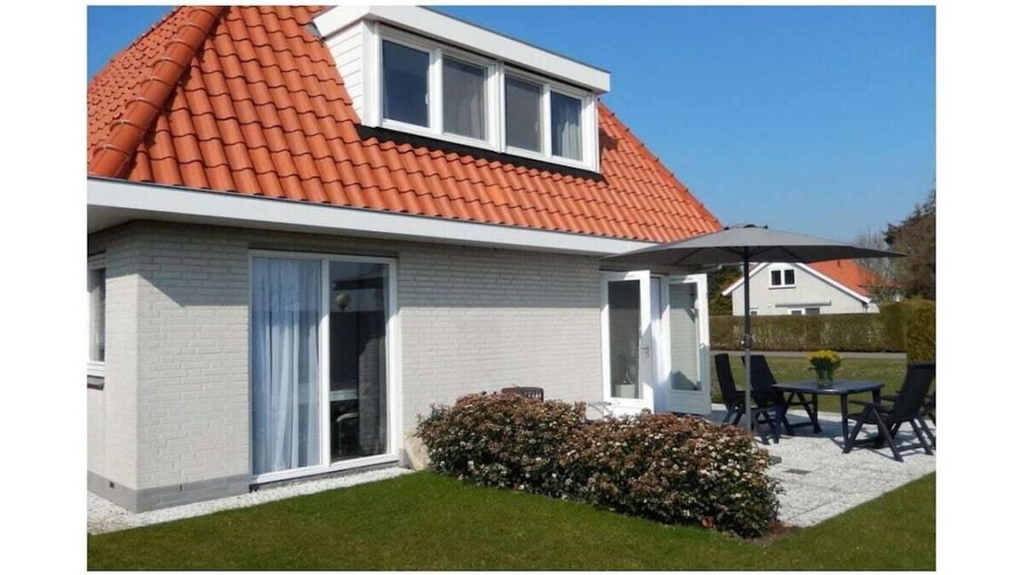 130 M² House ∙ 3 Bedrooms ∙ 6 Guests - Lisse