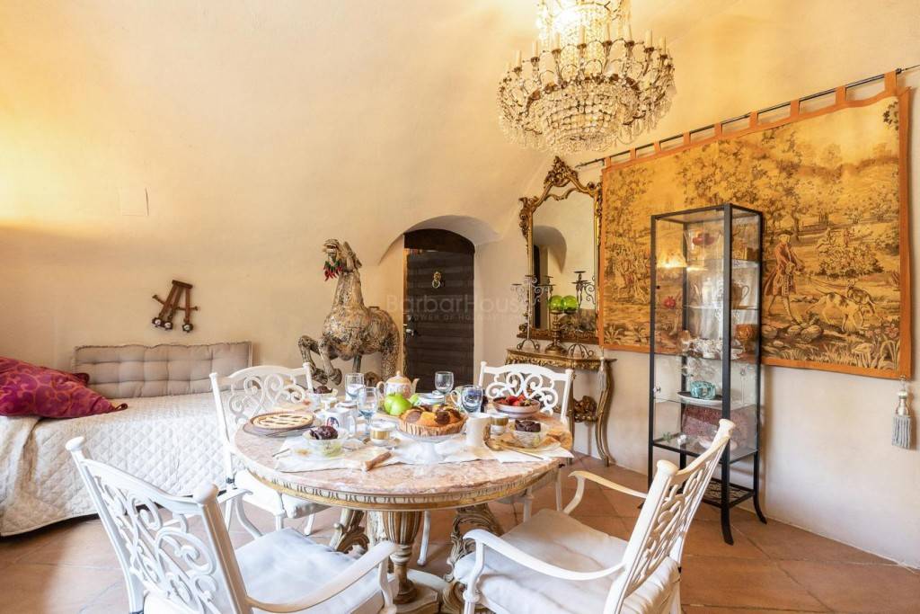 140 M² Apartment ∙ 2 Bedrooms ∙ 6 Guests - Bari