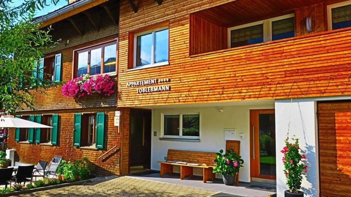 70 M² Apartment ∙ 2 Bedrooms ∙ 5 Guests - Lech