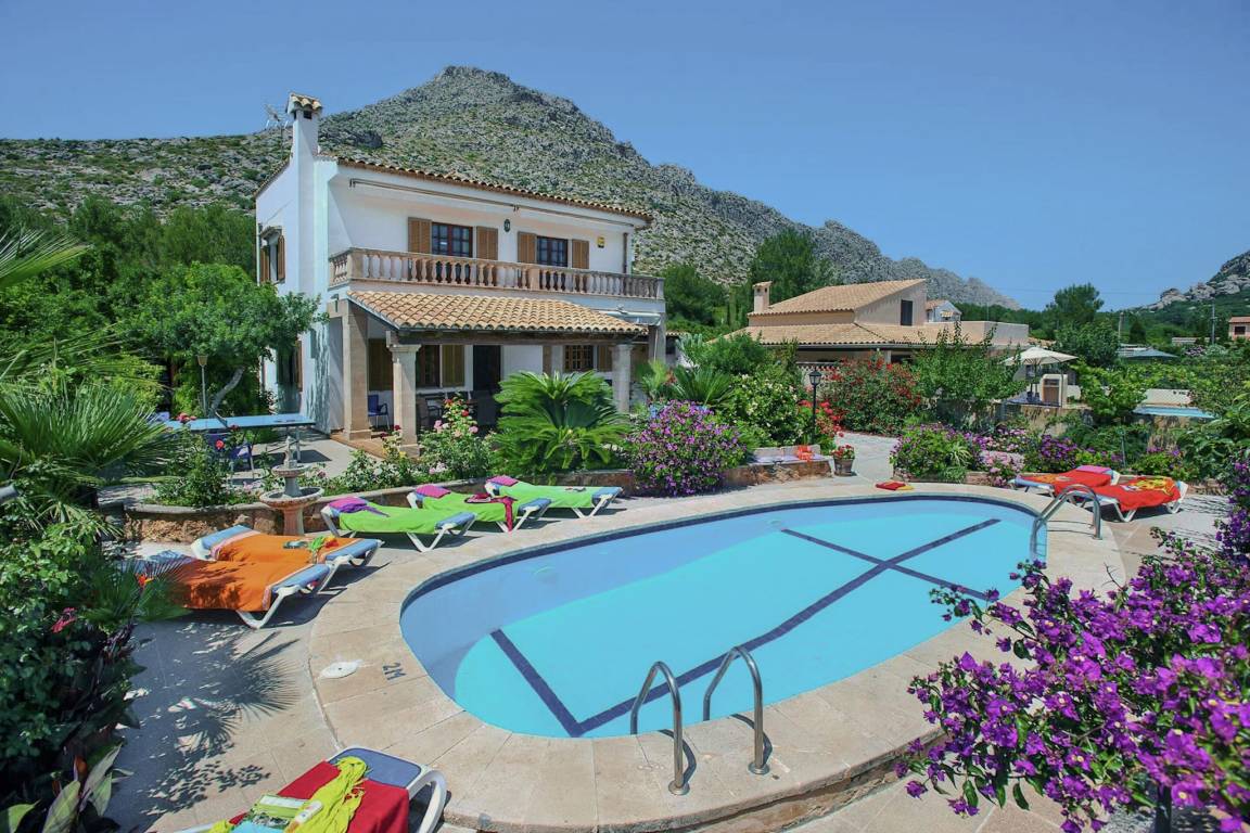 233 M² Villa ∙ 5 Bedrooms ∙ 10 Guests - Pollença