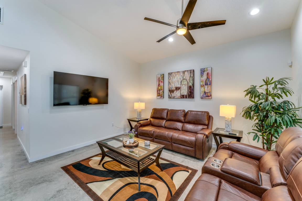 120 M² House ∙ 3 Bedrooms ∙ 6 Guests - Daytona Beach, FL