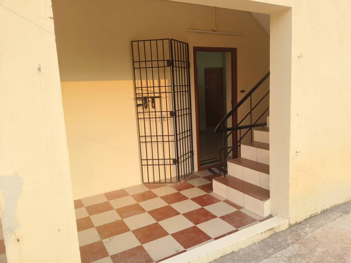 93 M² Ferienhaus ∙ 2 Schlafzimmer ∙ 8 Gäste - Chennai
