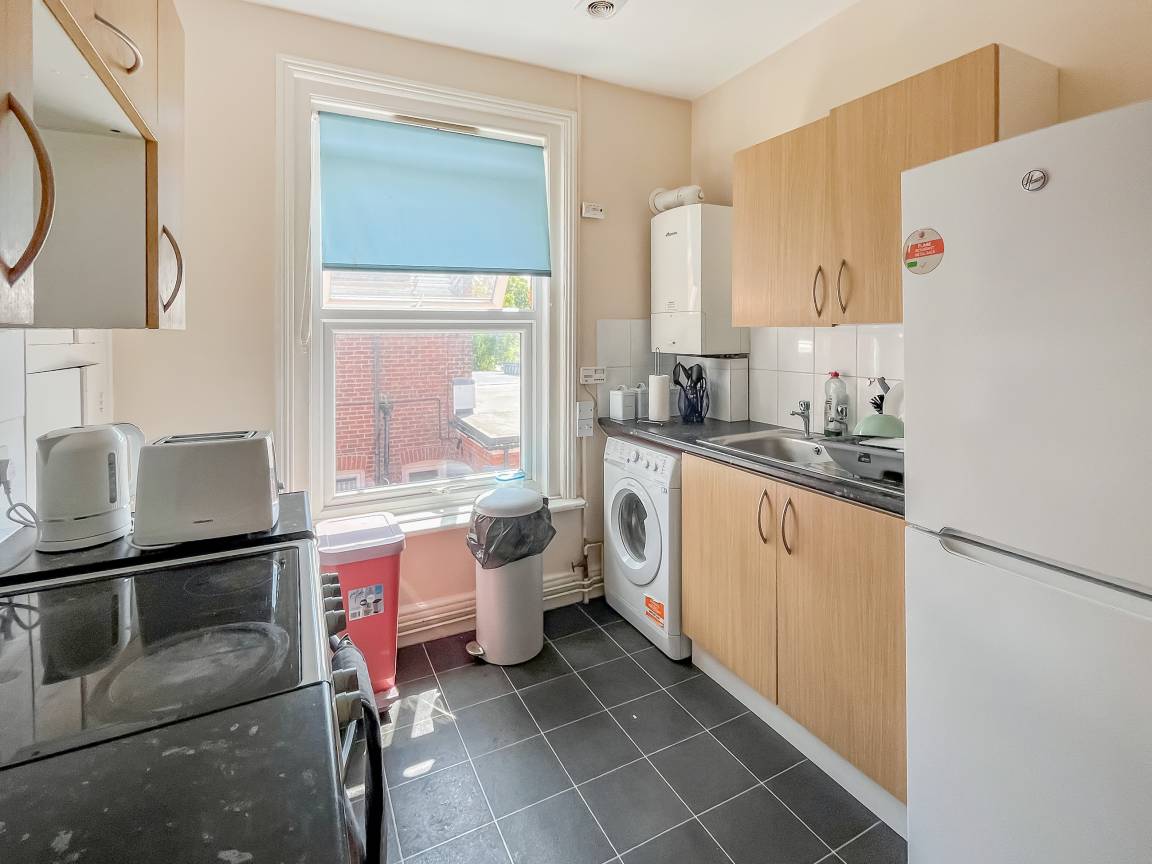 Cottage ∙ 3 Bedrooms ∙ 6 Guests - Southampton