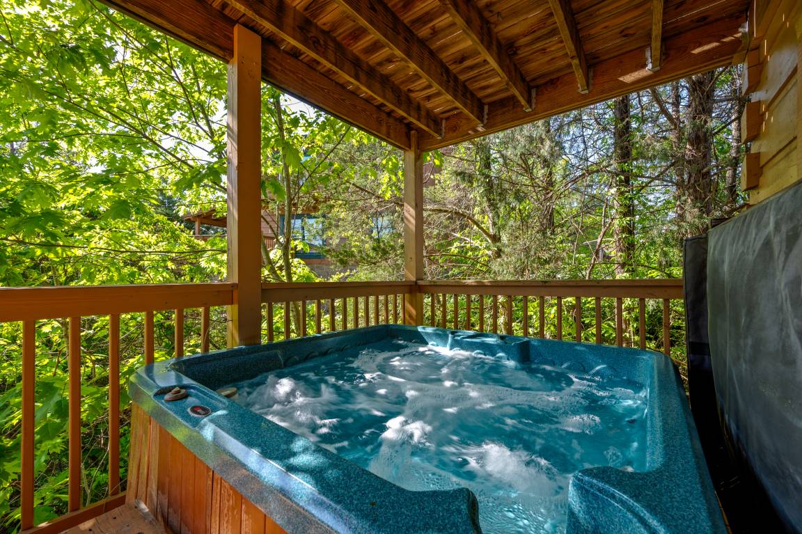 130 M² House ∙ 2 Bedrooms ∙ 8 Guests - Sky Rider, Pigeon Forge