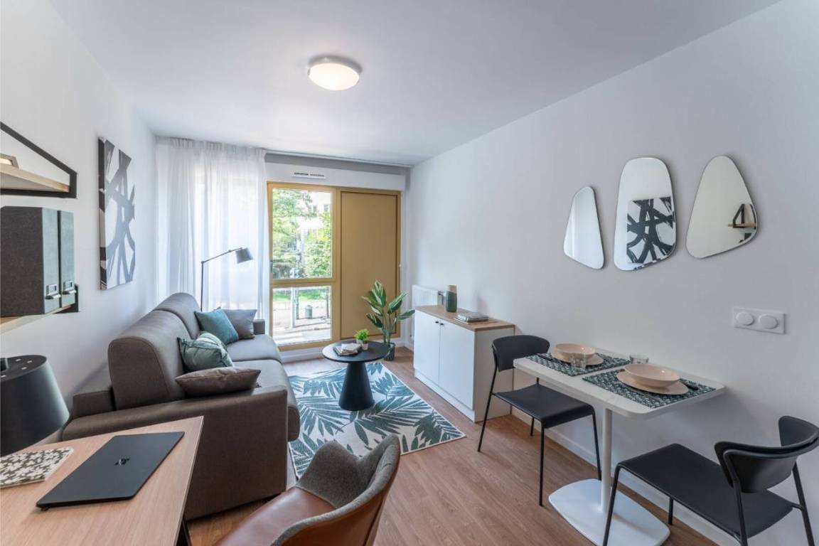 20 M² Appartement ∙ 2 Personnes - Puteaux