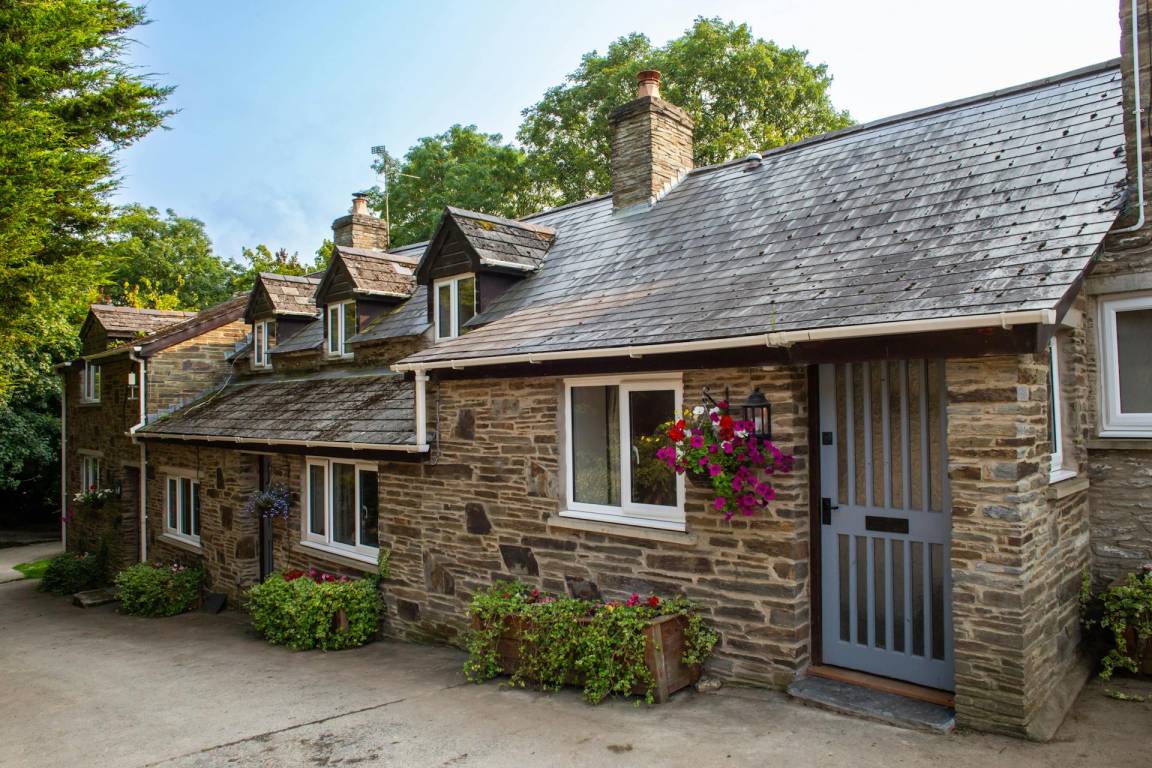 60 M² Cottage ∙ 3 Bedrooms ∙ 5 Guests - Saint Dogmaels