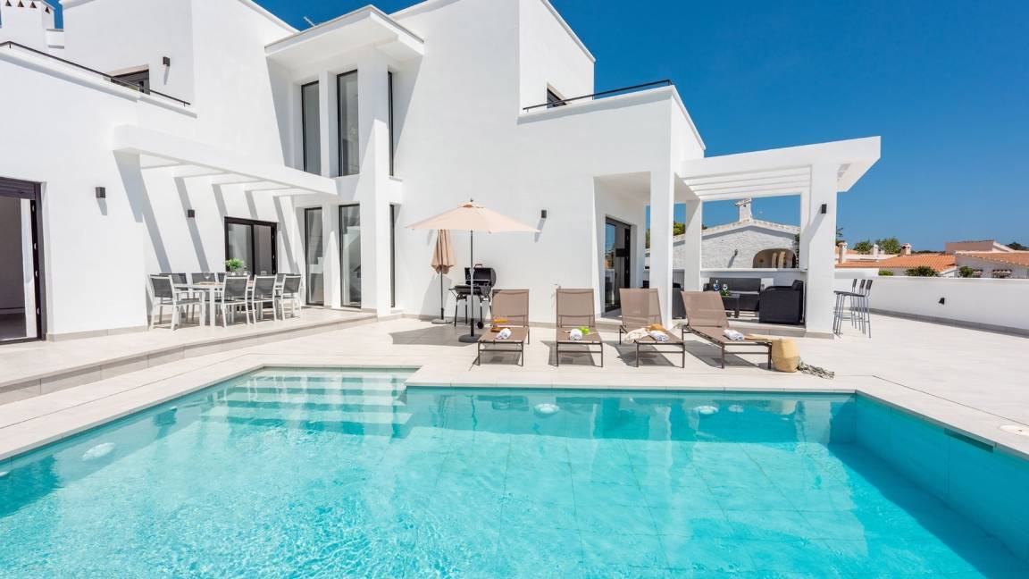 150 M² Huis ∙ 3 Slaapkamers ∙ 6 Gasten - Nerja