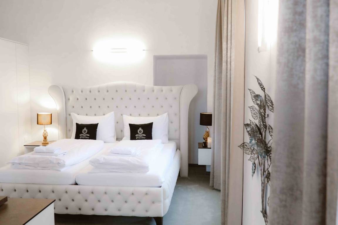 93 M² Ferienwohnung ∙ 1 Schlafzimmer ∙ 4 Gäste - Ried im Innkreis