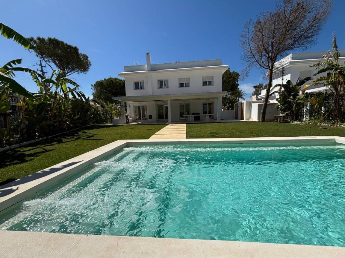 200 M² Ferienhaus ∙ 5 Schlafzimmer ∙ 10 Gäste - Conil de la Frontera