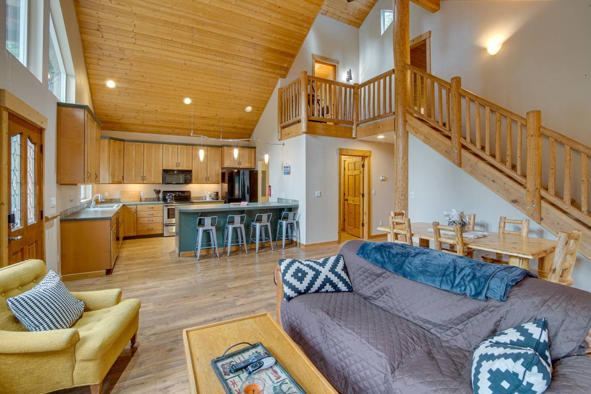 159 M² Casa ∙ 3 Habitaciones ∙ 6 Huéspedes - Easton, WA