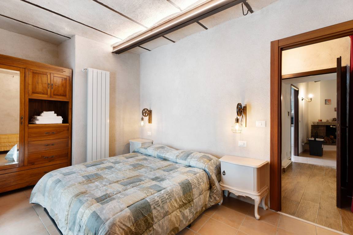 90 M² Ferienhaus ∙ 2 Schlafzimmer ∙ 6 Gäste - Mergozzo