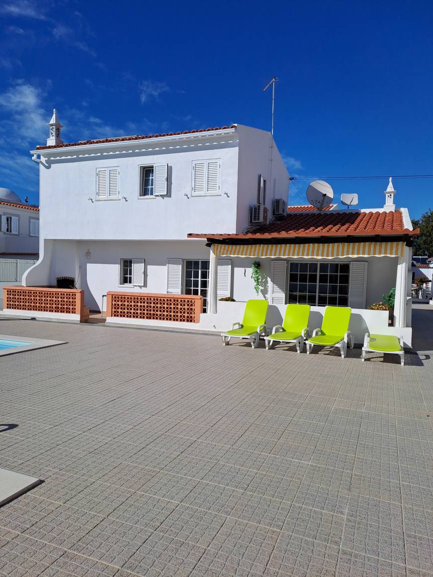 130 M² Villa ∙ 3 Bedrooms ∙ 8 Guests - Boliqueime