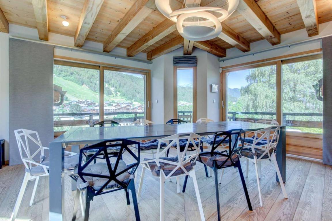 232 M² Chalet ∙ 5 Chambres ∙ 10 Personnes - Morzine