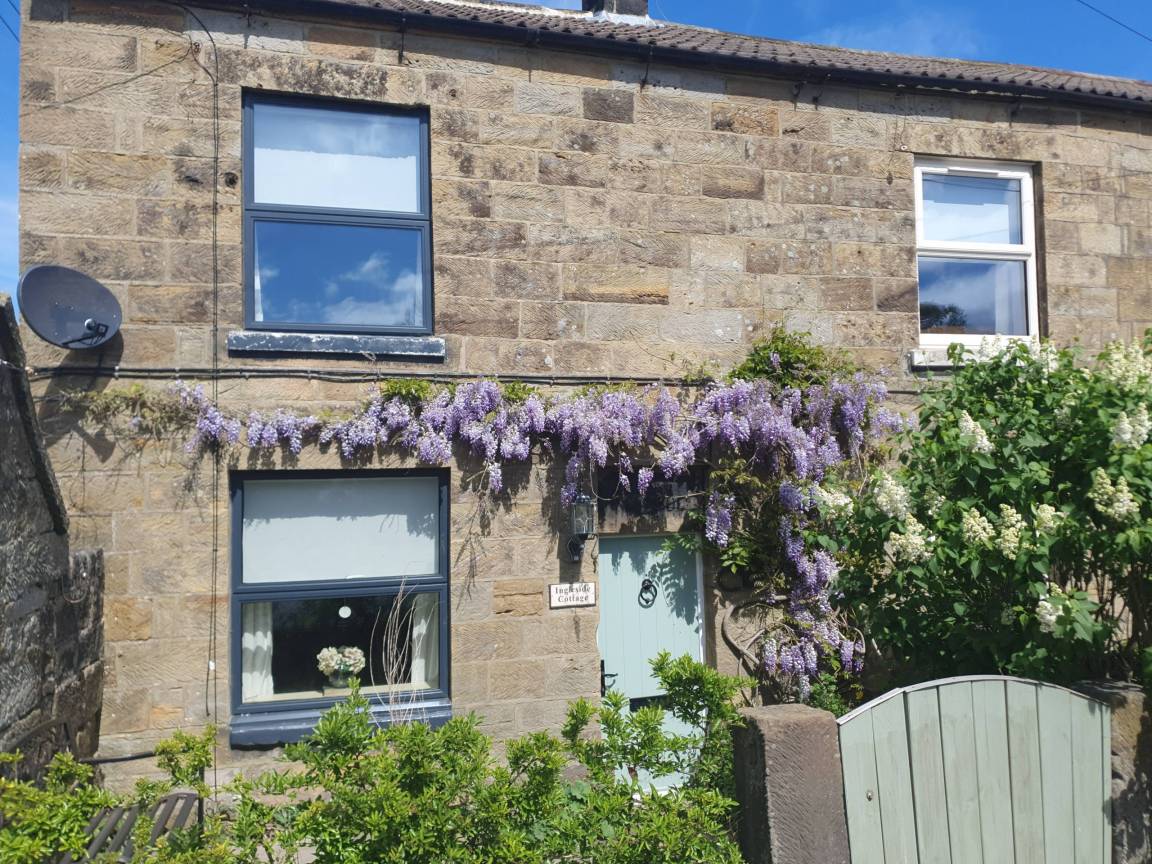 120 M² Cottage ∙ 2 Bedrooms ∙ 4 Guests - Runswick Bay
