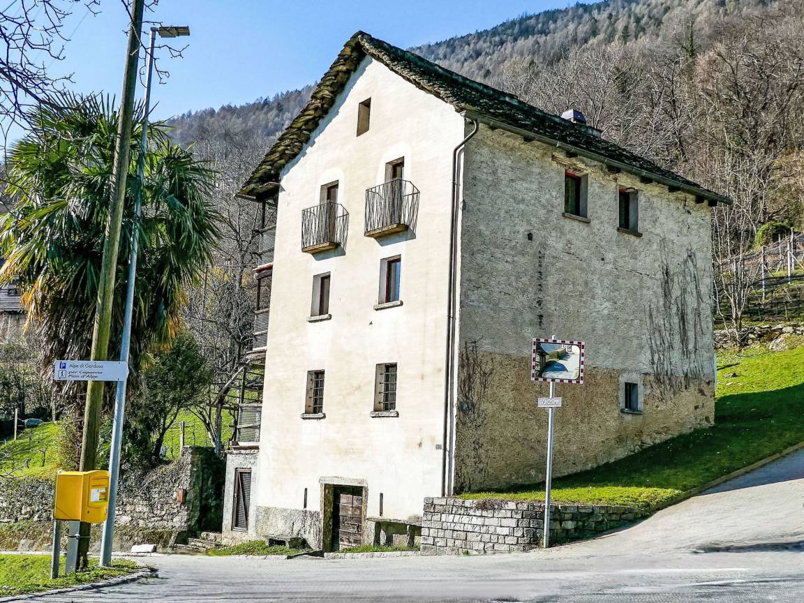 120 M² Huis ∙ 1 Slaapkamer ∙ 6 Gasten - Ticino