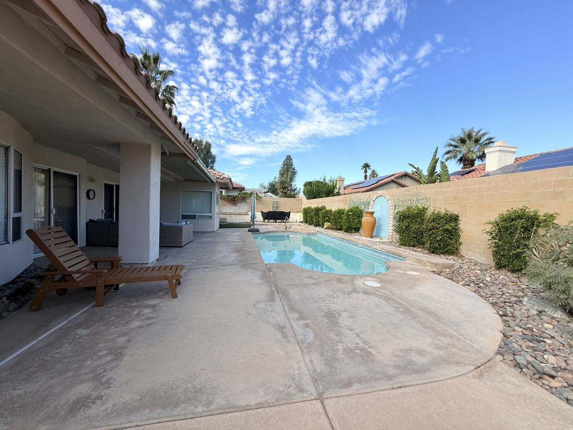 206 M² House ∙ 3 Bedrooms ∙ 6 Guests - Indio, CA