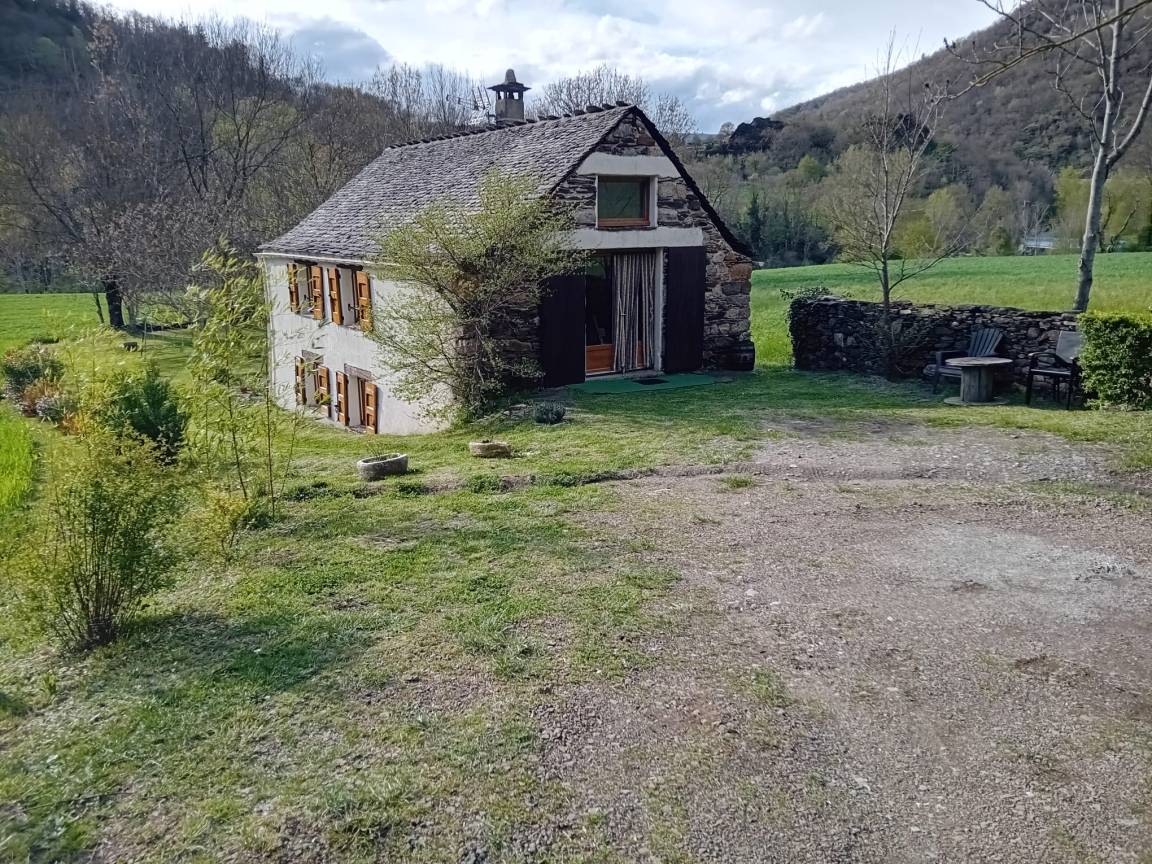 Gîte ∙ 2 Chambres ∙ 6 Personnes - Lozère