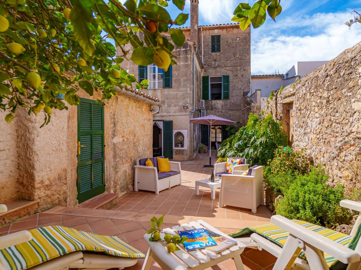 160 M² House ∙ 1 Bedroom ∙ 6 Guests - Petra