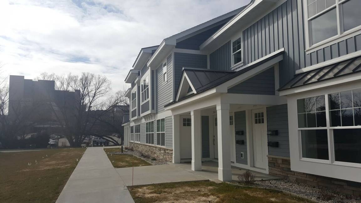 Apartment ∙ 1 Bedroom ∙ 4 Guests - Traverse City