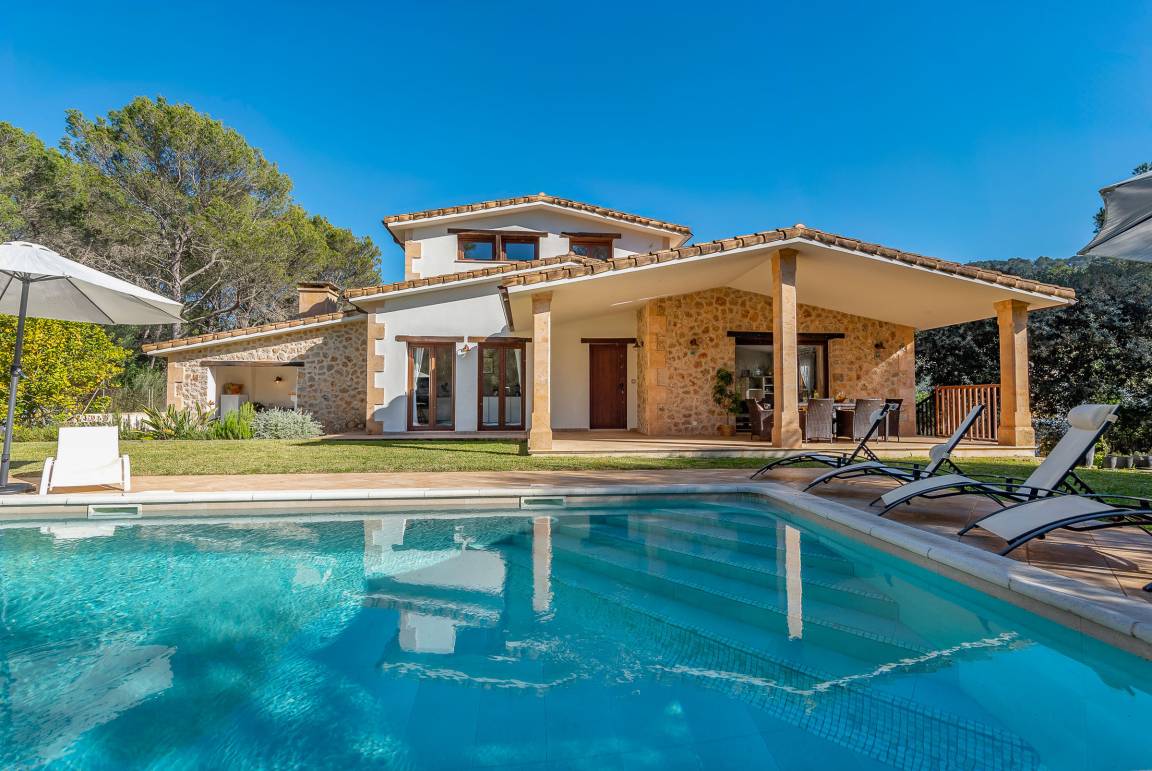 260 M² Villa ∙ 4 Bedrooms ∙ 8 Guests - Pollença