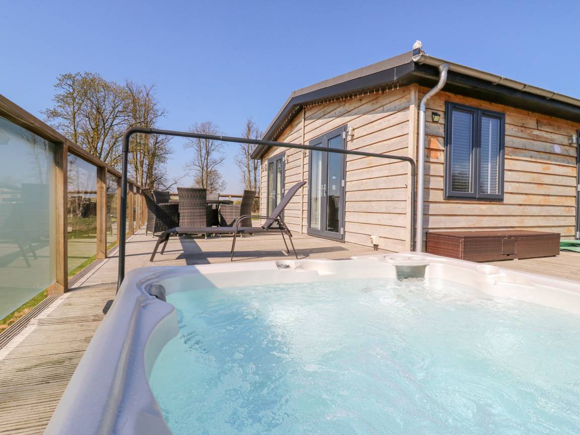 Cottage ∙ 3 Bedrooms ∙ 6 Guests - Norfolk
