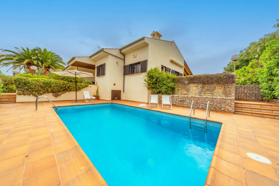 235 M² Villa ∙ 5 Habitaciones ∙ 10 Huéspedes - Canyamel