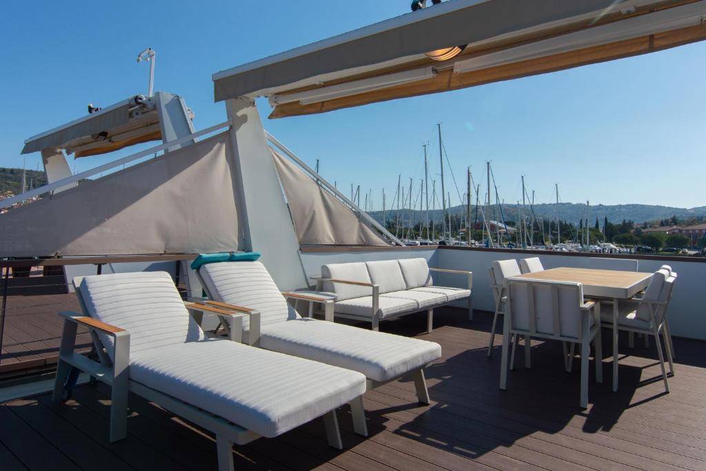 44 M² Accommodation ∙ 2 Bedrooms ∙ 4 Guests - Portorož
