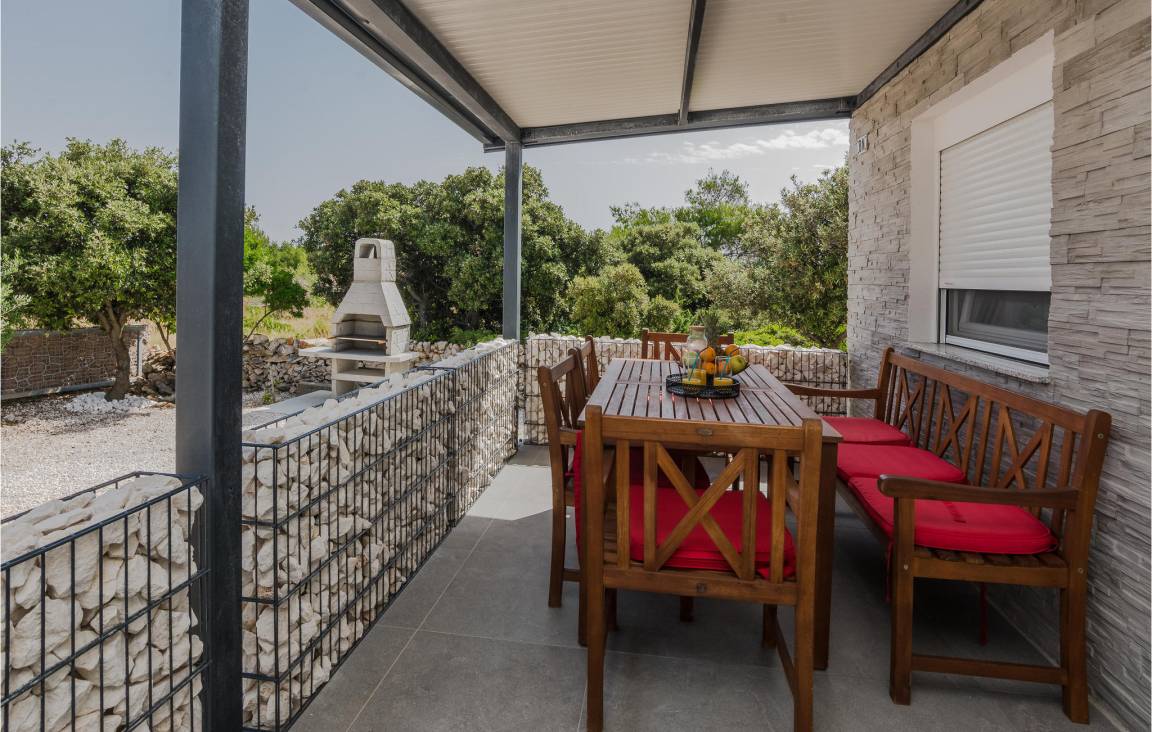 63 M² House ∙ 2 Bedrooms ∙ 6 Guests - Vir