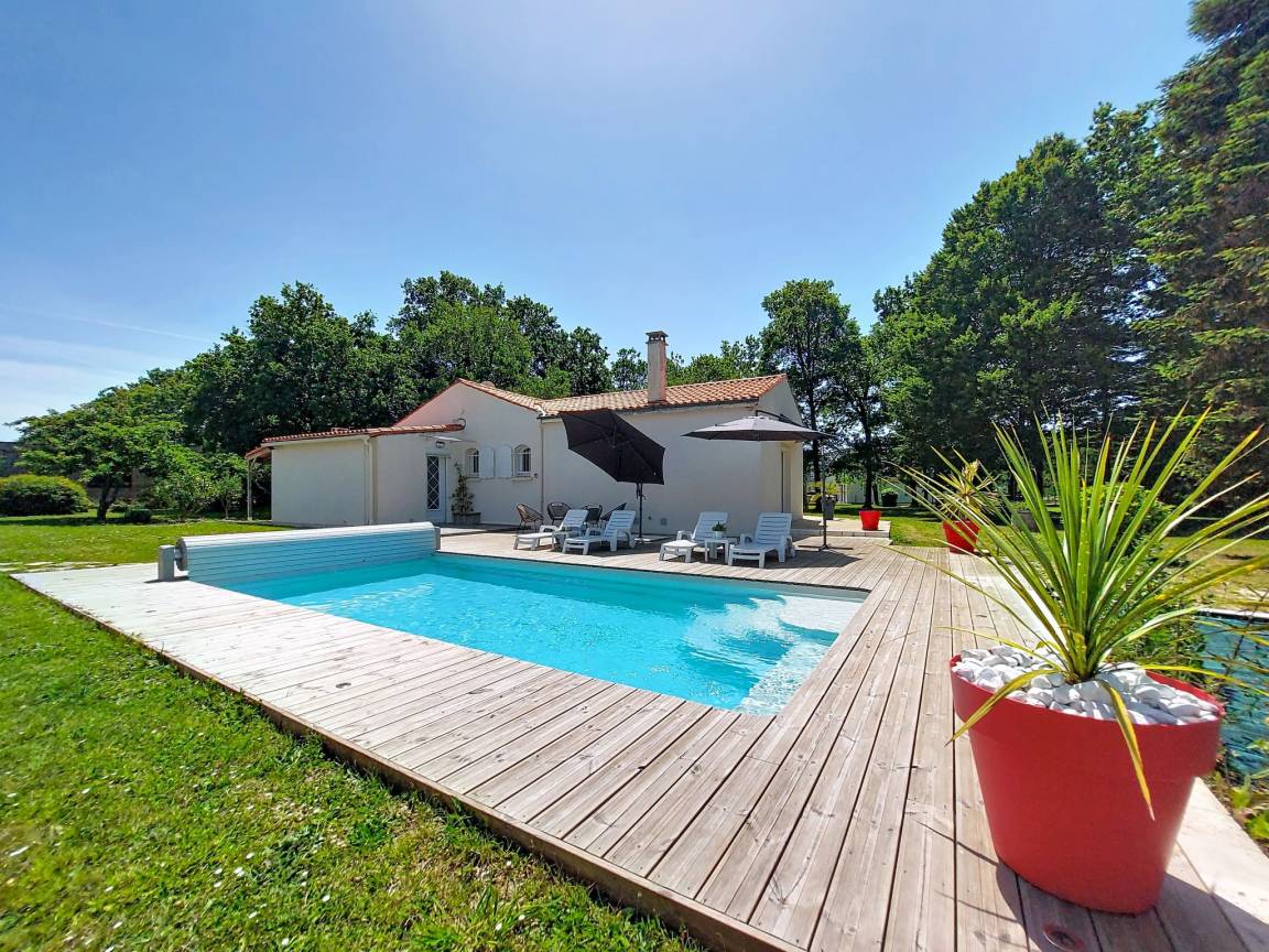 120 M² Maison De Vacances ∙ 3 Chambres ∙ 6 Personnes - Royan