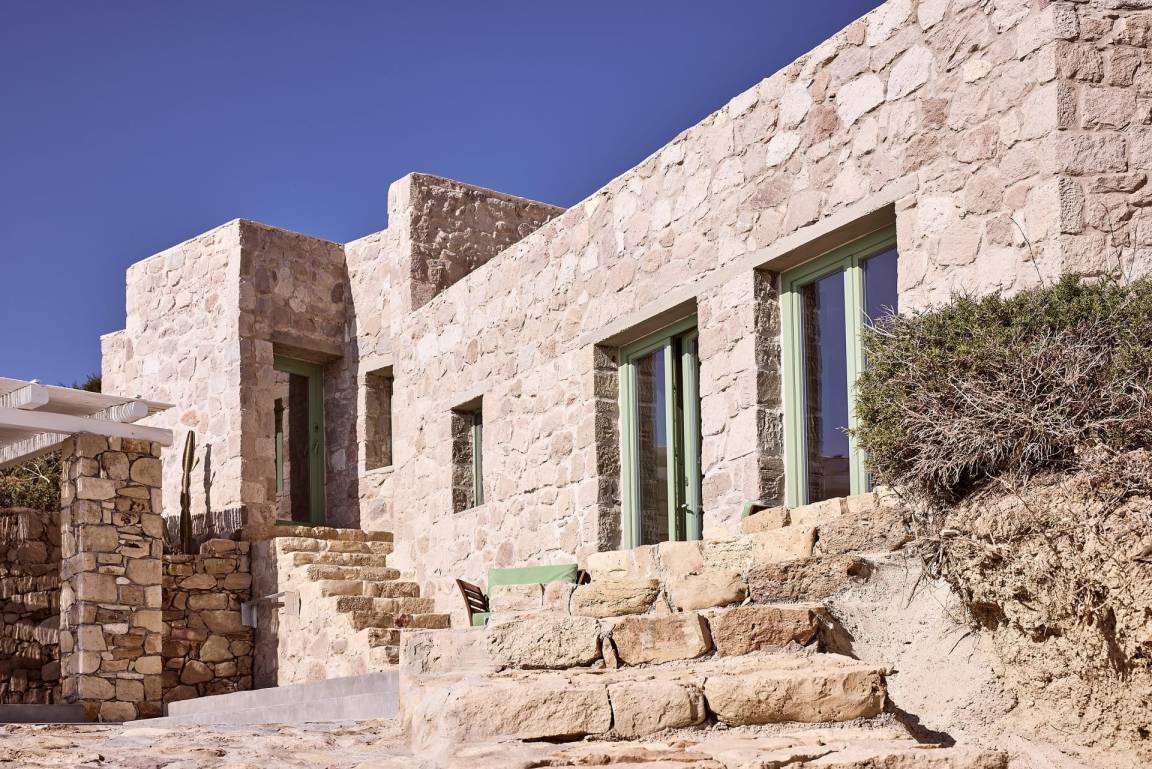 Villa ∙ 2 Bedrooms ∙ 4 Guests - Milos