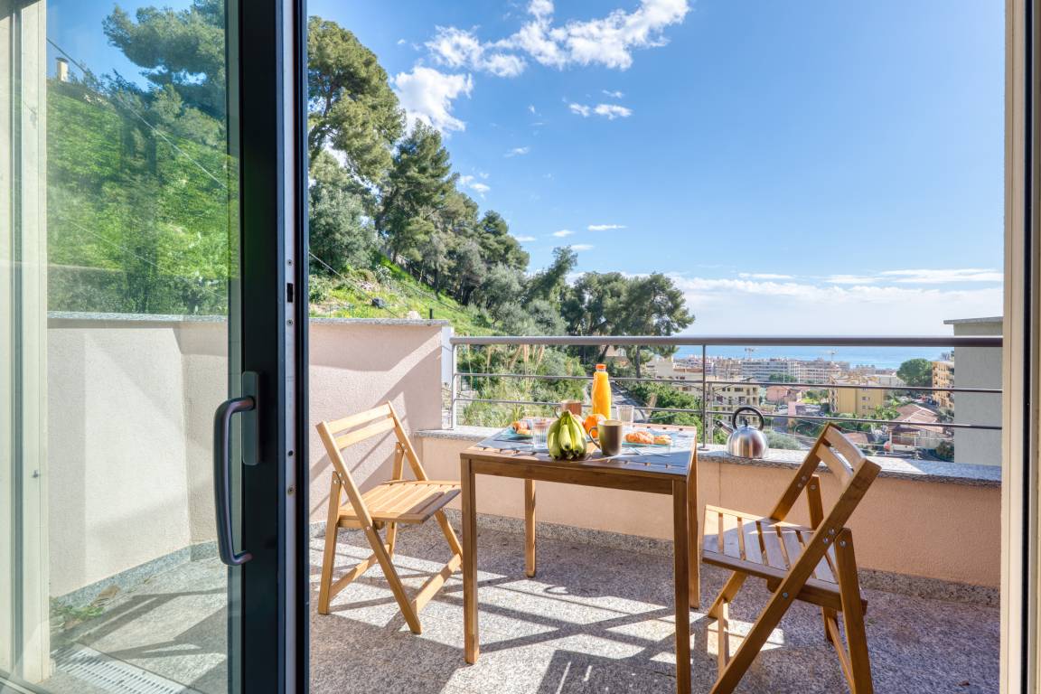 80 M² Apartamento ∙ 2 Habitaciones ∙ 4 Huéspedes - Sospel