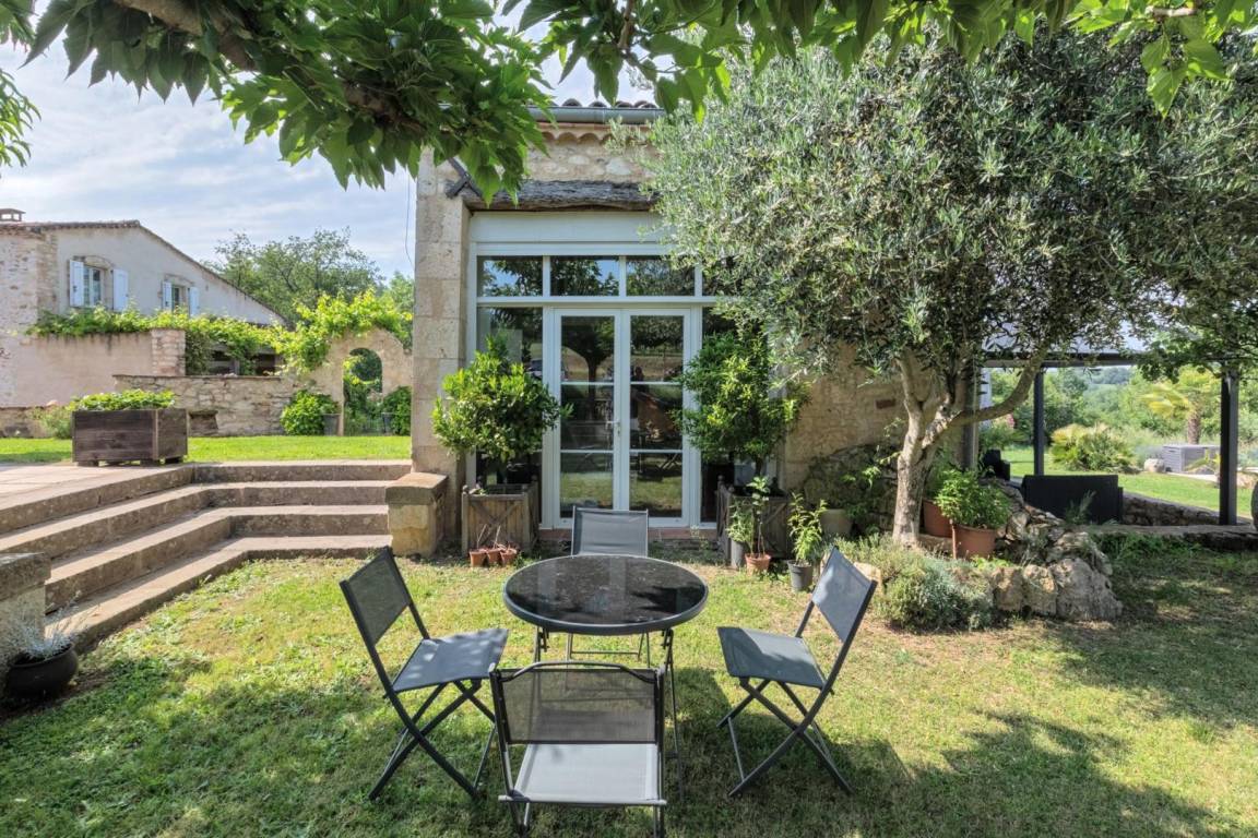 82 M² Gîte ∙ 1 Schlafzimmer ∙ 2 Gäste - Tarn