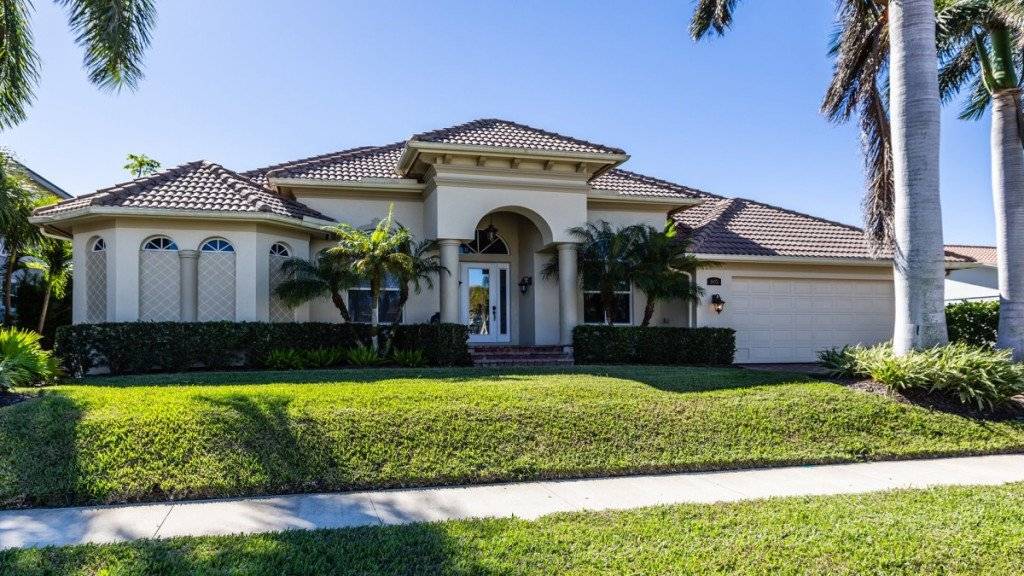 House ∙ 5 Bedrooms ∙ 12 Guests - Marco Island, FL
