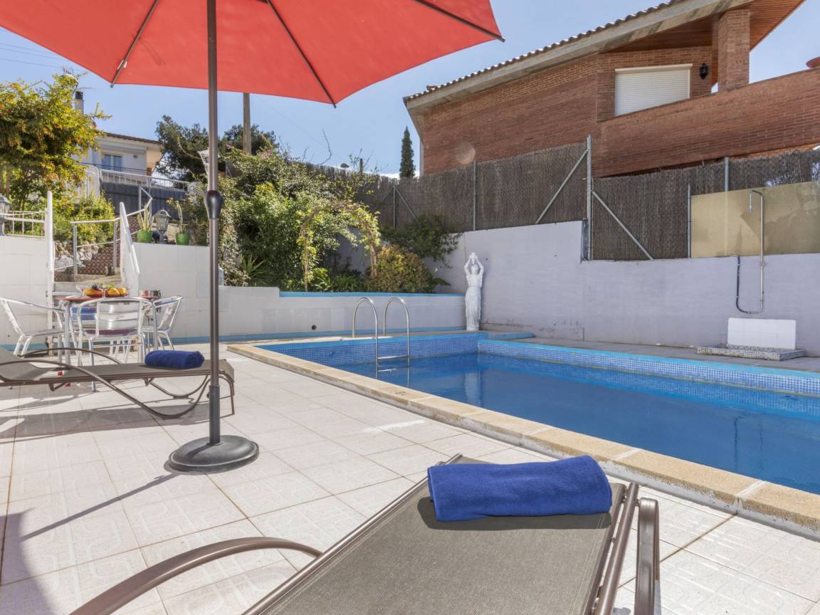 265 M² Casa ∙ 4 Habitaciones ∙ 8 Huéspedes - Tarragona, España